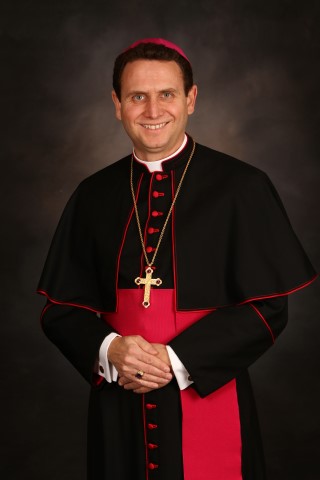 Bishop Cozzens to Speak at Night of Light – Aim Higher Foundation